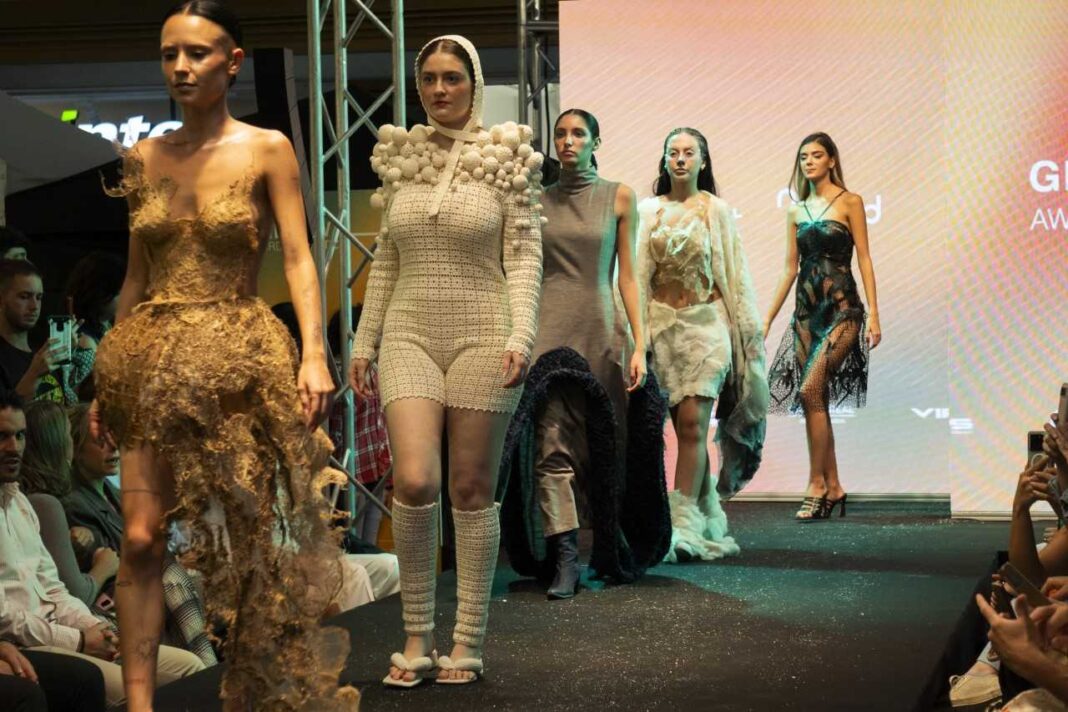 Waar stijl en duurzaamheid samenkomen: Greenwalk Awards Land in La ...